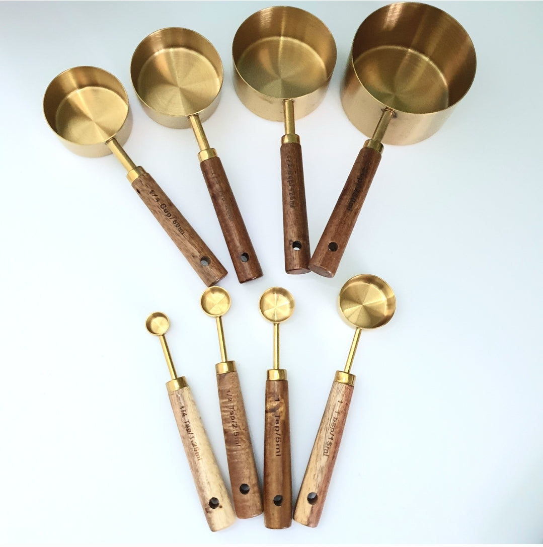 8 piece stainless steel measuring cup and spoon set – SoSo Retro